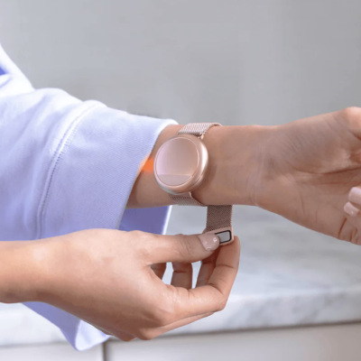 Everything you need to know about hot flashes and nausea