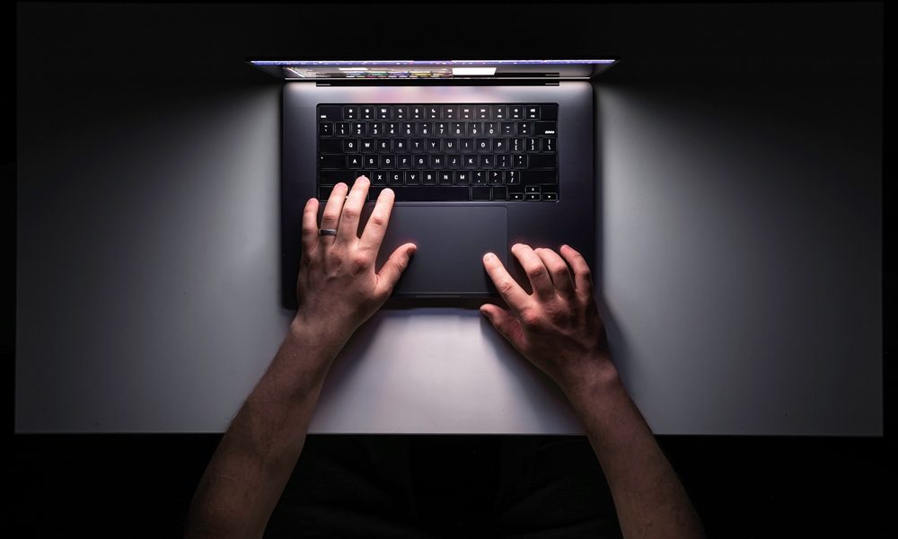 Online abuse and deepfakes 'pushing women out of public life'